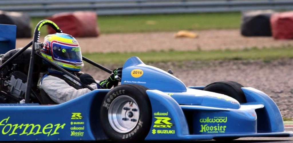 Performer by Elkmann